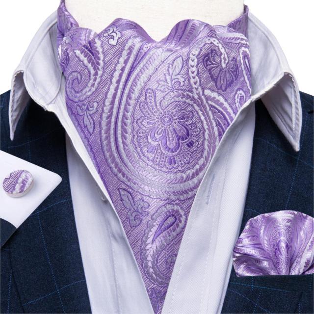 Cravate Ascot Lilas Baroque - Élégance Royale et Style Unique